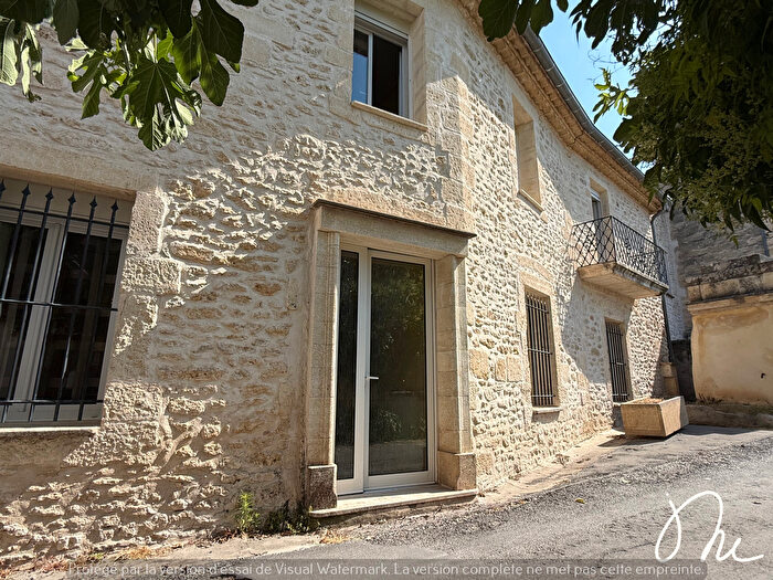 Maison 9 pièces à Junas, à vendre