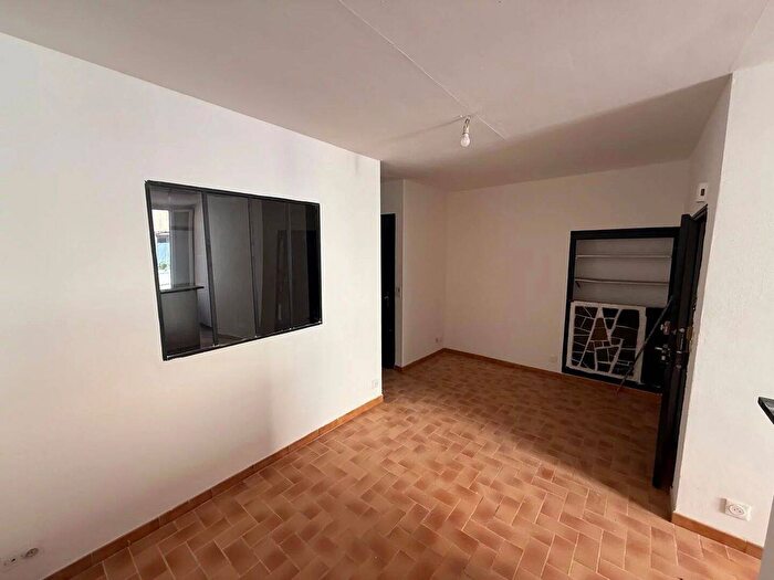 Appartement à louer - Salernes - 2 pièces - 1 chambre