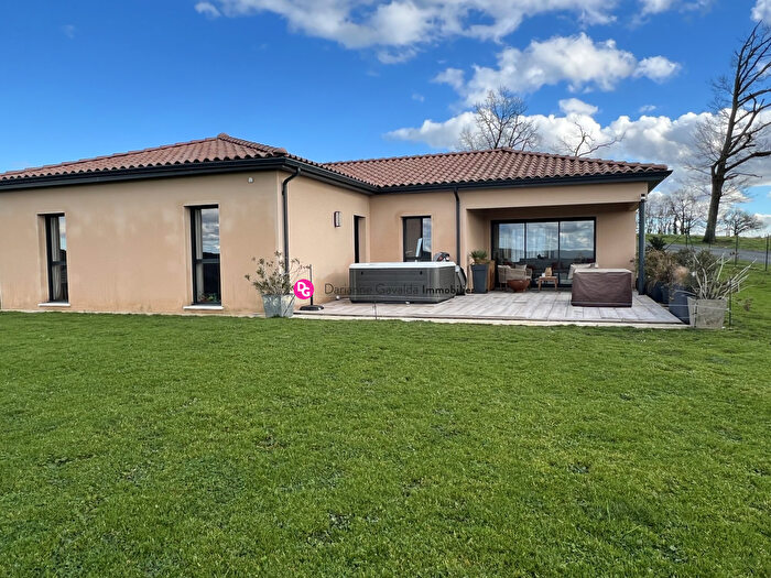 Maison à vendre - Flagnac - 4 pièces - 3 chambres