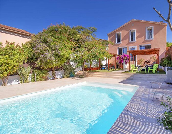 Maison à vendre - La Seyne-sur-Mer, Nord - 8 pièces - 5 chambres