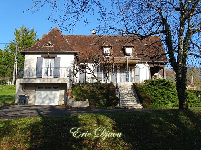 Maison à vendre - Condat-sur-Vézère - 10 pièces - 5 chambres