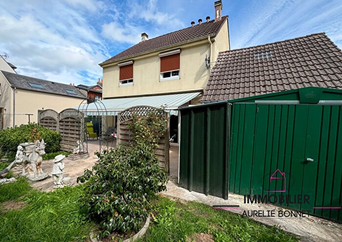 Maison 7 pièces à Lisieux, Centre-ville, à vendre