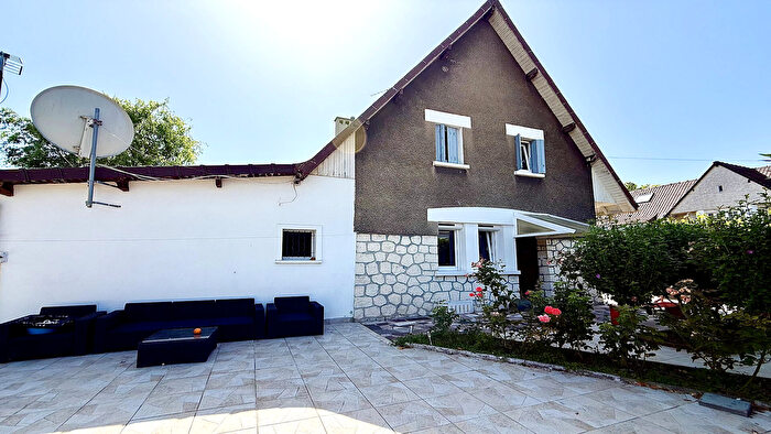 Maison à vendre - Montmagny, Jules Ferry, Trois Communes, Acacias - 5 pièces - 4 chambres