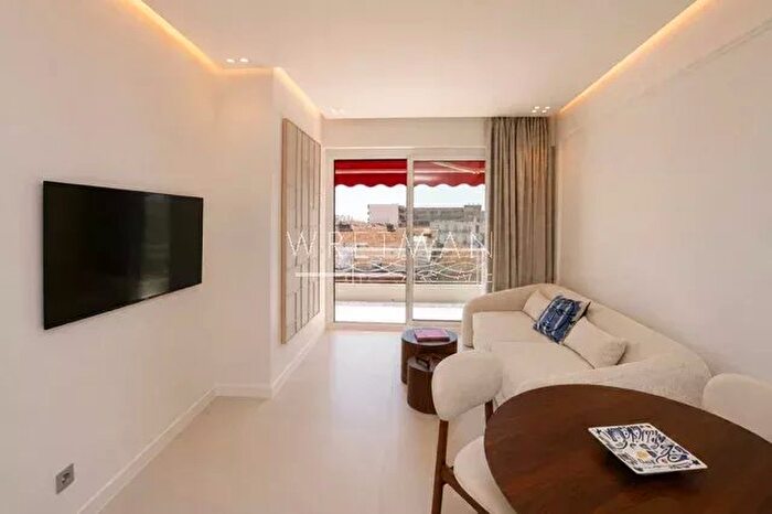 Appartement 2 pièces à vendre - Nice, Carré d'or