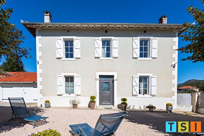 Maison à vendre - Mazères-sur-Salat - 5 pièces - 4 chambres