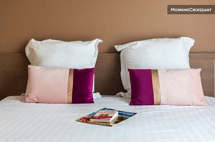 Appartement à louer - Les Hameaux-La Croix Aux Buis-Chapelle, Magny-les-Hameaux - 1 pièce