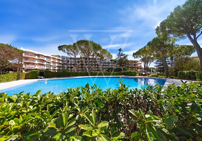 Appartement à vendre - Mandelieu-la-Napoule, Capitou - 2 pièces - 1 chambre