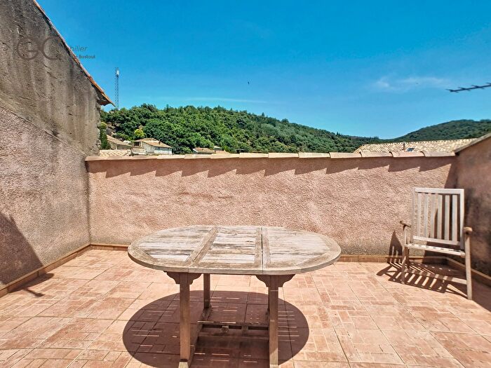 Maison 6 pièces à Saint-Nazaire-de-Ladarez, à vendre