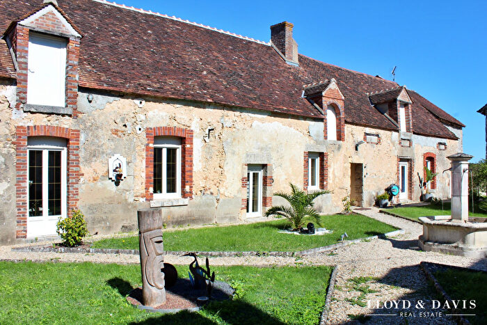 Maison à vendre - Ferrières-en-Gâtinais - 6 pièces - 4 chambres