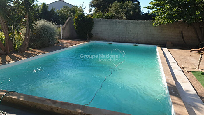 Maison à vendre - Montfrin - 6 pièces - 4 chambres