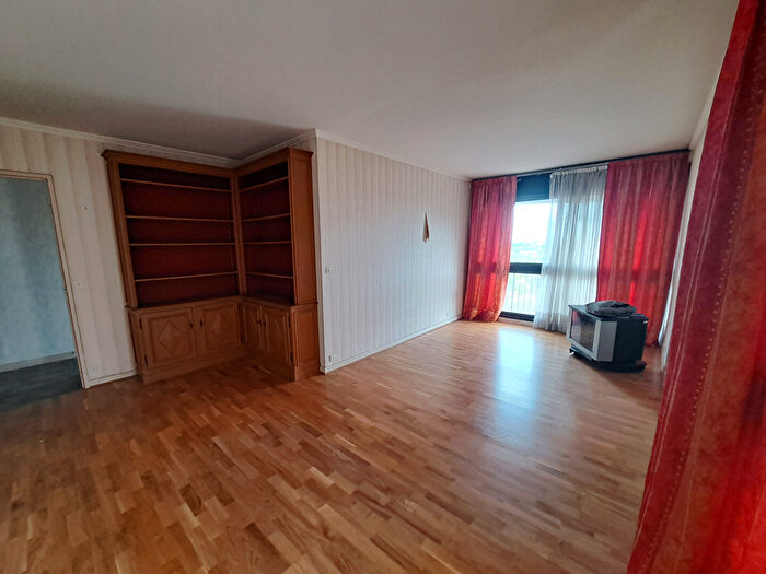 Appartement à vendre - Grigny, Grigny, Gare - 3 pièces - 1 chambre