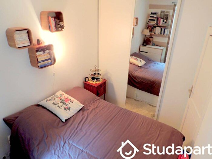 Appartement à louer - Montmartre, Paris ème arrondissement - 2 pièces - 1 chambre