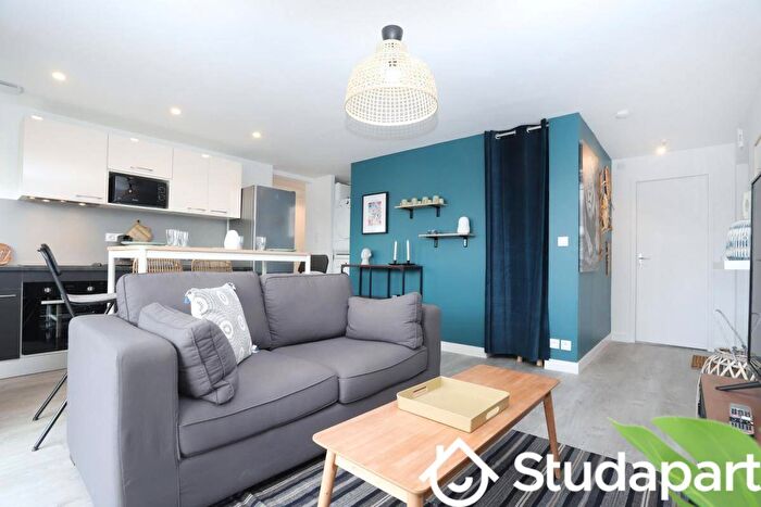 Appartement à louer - Lorient-Saint Brieuc, Rennes - 1 pièce - 1 chambre