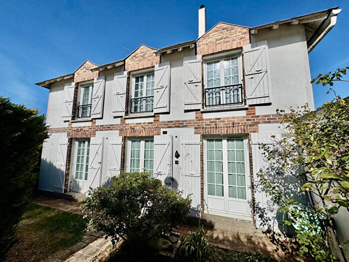 Ozoir-la-Ferrière - Maison 7 pièces à vendre