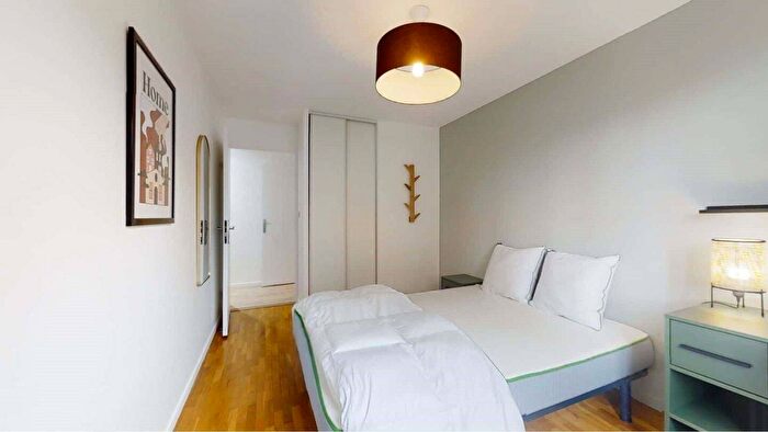 Appartement à louer - Haut Pantin-Charles Auray - 1 pièce