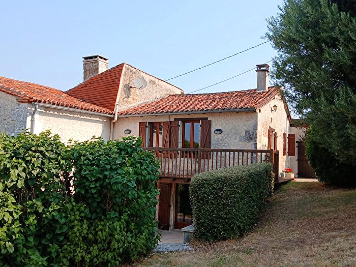 Nanteuil-Auriac-de-Bourzac - Maison 5 pièces à vendre