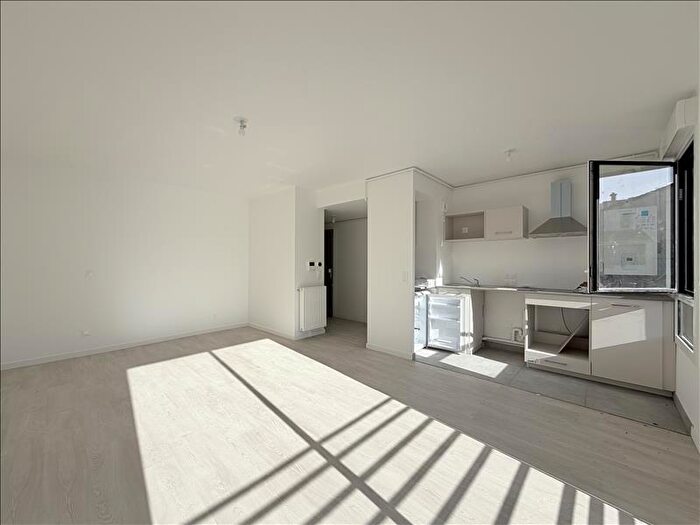 Appartement à louer - Antony, Baconnets - 1 pièce