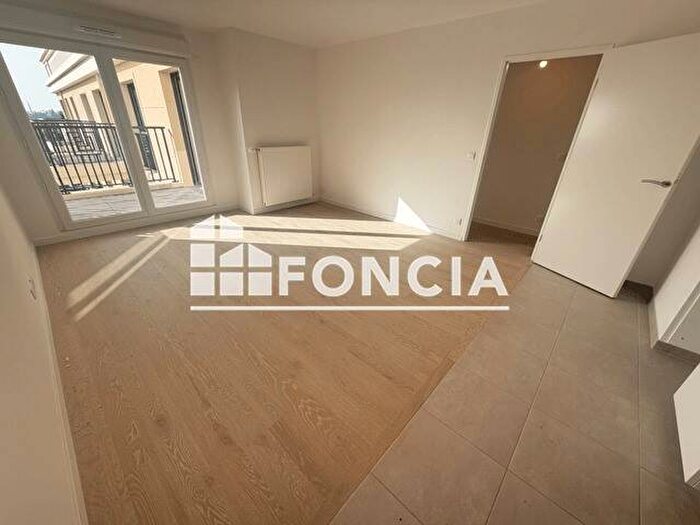 Appartement à louer - Pergaud, Le Plessis-Robinson - 3 pièces - 2 chambres