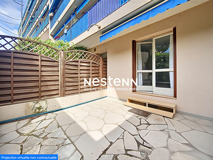 Appartement à vendre - Vallauris, Golfe Juan, Vieux Port - 2 pièces - 1 chambre