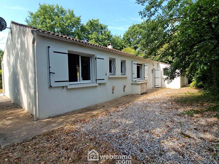 Saint-Georges-de-Pointindoux - Maison 3 pièces à vendre
