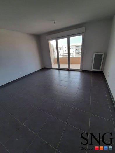 Appartement 3 pièces à Gare, Perpignan, à louer