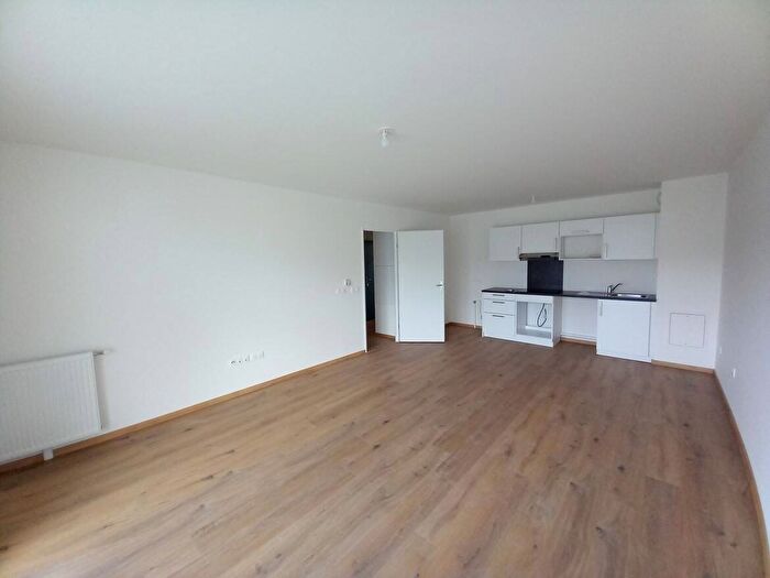 Appartement à louer - Centre, Le Petit-Quevilly - 3 pièces