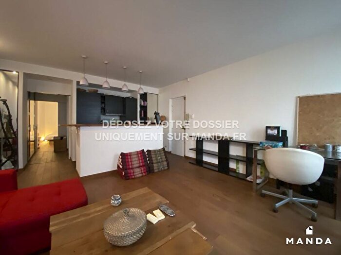 Appartement à louer - Batignolles-Cardinet, Paris ème arrondissement - 2 pièces - 1 chambre