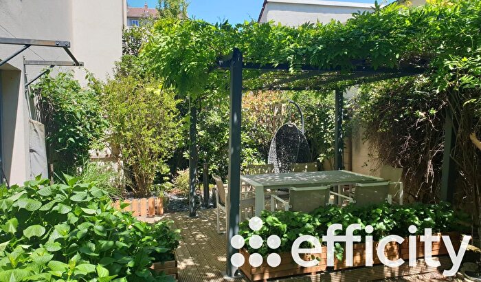 Appartement à vendre - Lyon e , Monchat - 4 pièces - 3 chambres