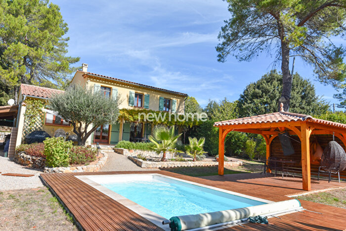 Maison à vendre - Le Thoronet - 6 pièces - 5 chambres