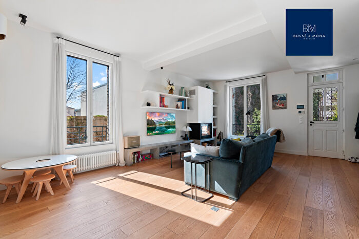 Maison à vendre - La Garenne-Colombes, Centre Nord, Gare, Mairie - 6 pièces - 4 chambres