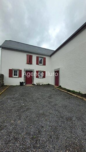 Maison 5 pièces à louer à Issor