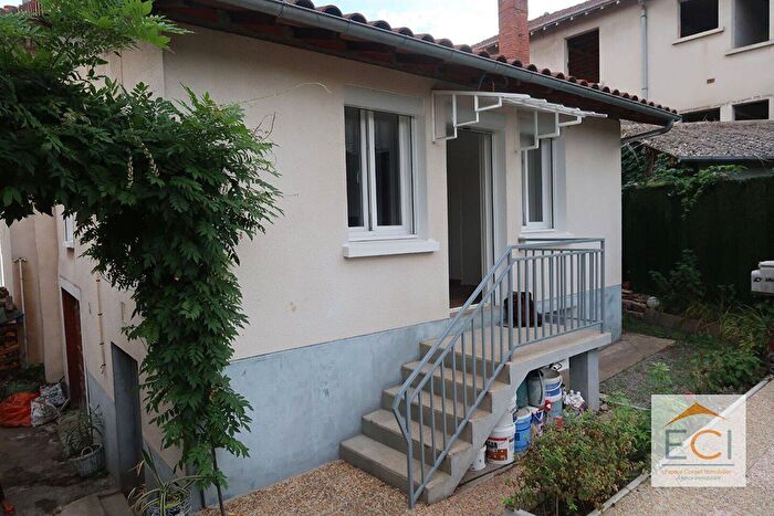 Saint-Just-le-Martel : Maison 2 pièces à louer
