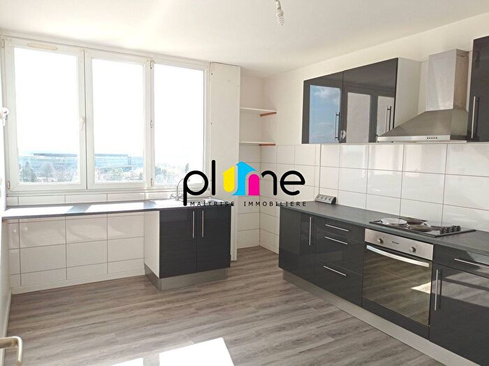 Sin-le-Noble : Appartement 4 pièces à louer