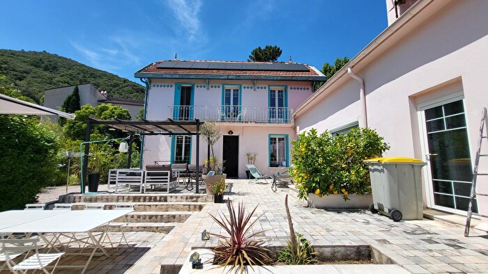 Amélie-les-Bains-Palalda : Maison 12 pièces à vendre