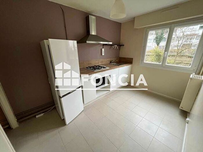 Appartement à louer - Les Fontaines, Tours - 1 pièce