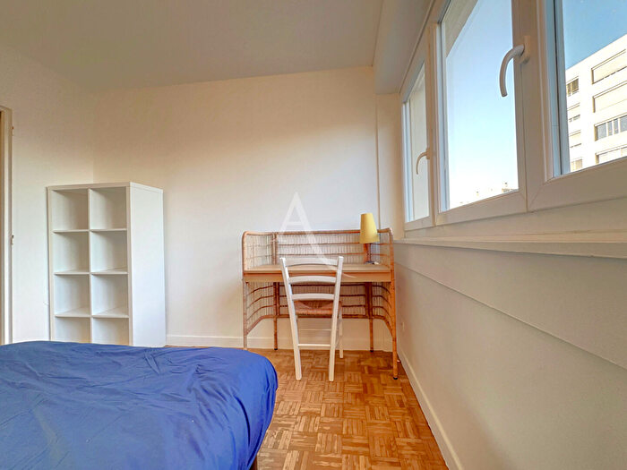 Appartement à louer - Lyon e , Monchat - 1 pièce - 1 chambre