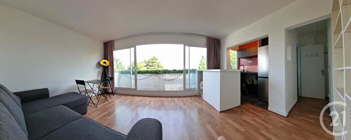 Appartement à louer - Antony, Centre-ville - 1 pièce