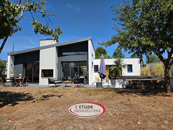 Saint-Aignan-Grandlieu : Maison 5 pièces à vendre