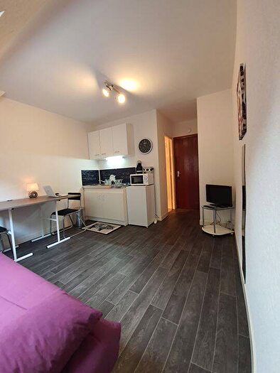 Cathédrale, Tours : Appartement 1 pièce à louer