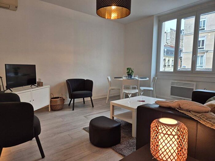 Centre Ville, Reims - Appartement 3 pièces à louer