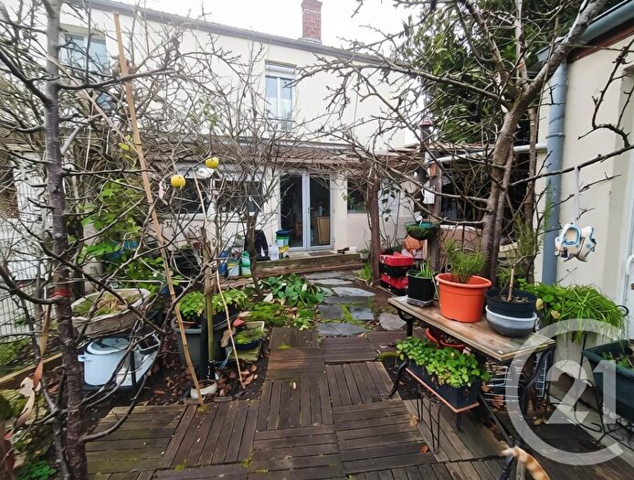 Maison à vendre - Montfermeil, Franceville - 5 pièces - 3 chambres