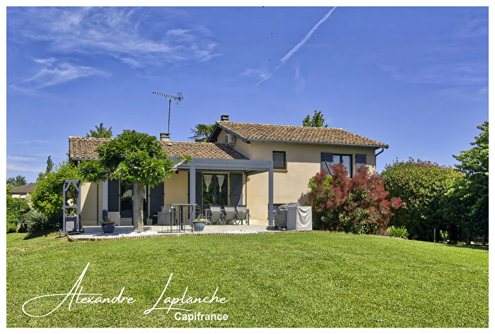 Maison 4 pièces à vendre à Saint-Étienne-de-Tulmont