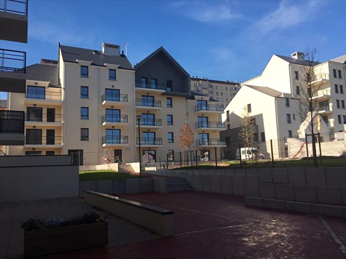 Appartement à louer - Orléans, Gare - 3 pièces - 2 chambres