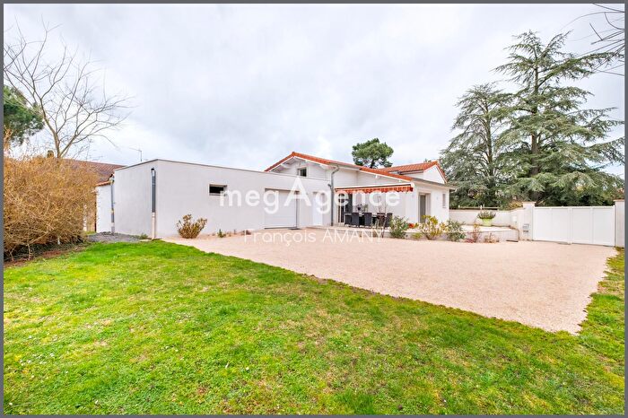 Maison à vendre - Dommartin - 5 pièces - 3 chambres