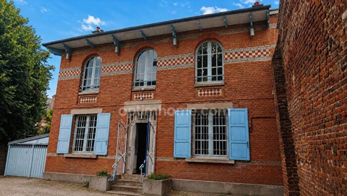 Maison 3 pièces à Saint-Quentin, Centre-ville, à vendre