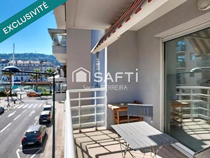 Appartement à vendre - Sète, Centre-ville - 3 pièces - 2 chambres