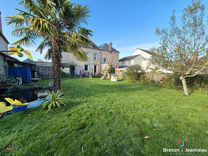 Maison à vendre - Aron - 8 pièces - 6 chambres