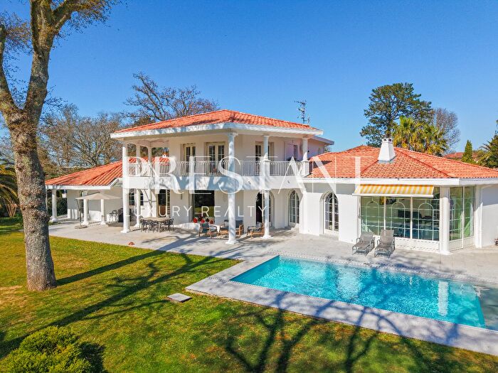 Maison à vendre - Biarritz, La Négresse - 9 pièces - 4 chambres