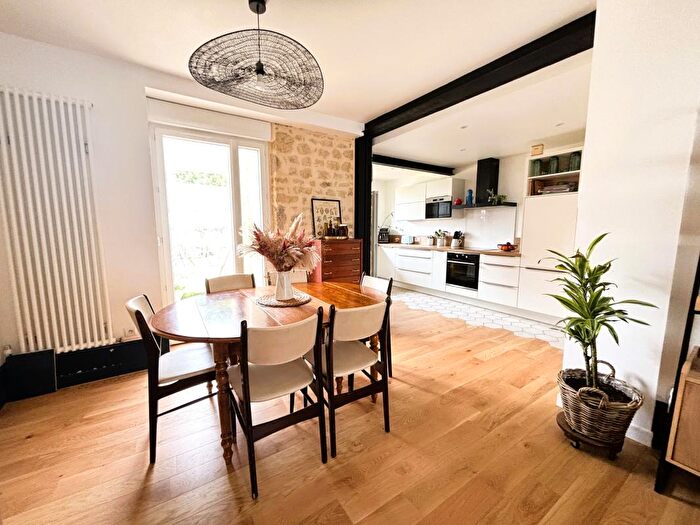 Maison à vendre - Alençon, Croix Mercier, Châtelet, Nord Lancrel - 8 pièces - 6 chambres