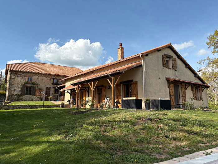 Maison 6 pièces à Nexon, à vendre